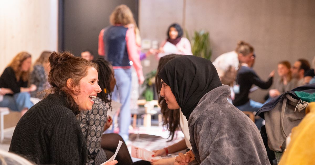 Speeddate — Speeddate bij film 'Passing Dreams' | Mooov